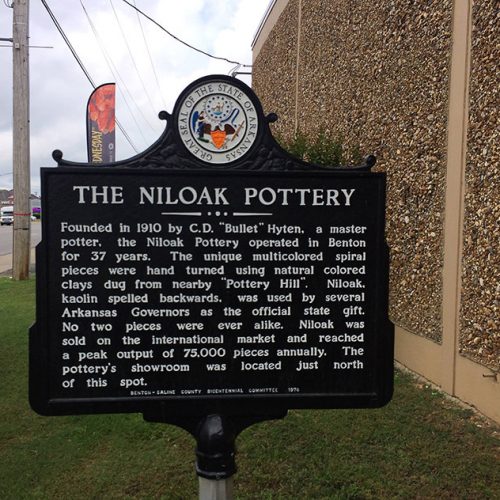 Niloak Pottery - Encyclopedia of Arkansas