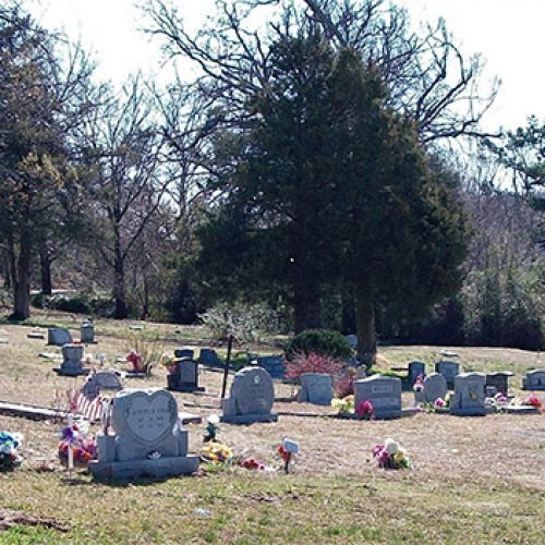 Oaks Cemetery - Encyclopedia of Arkansas