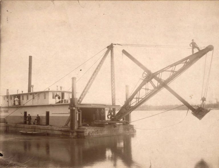 Dredge Boat - Encyclopedia of Arkansas