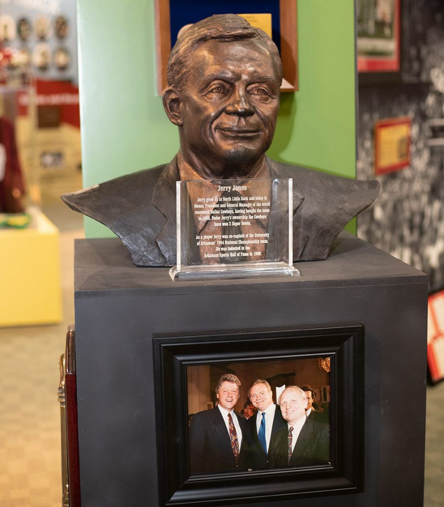 Jones, Jerry Bust - Encyclopedia of Arkansas