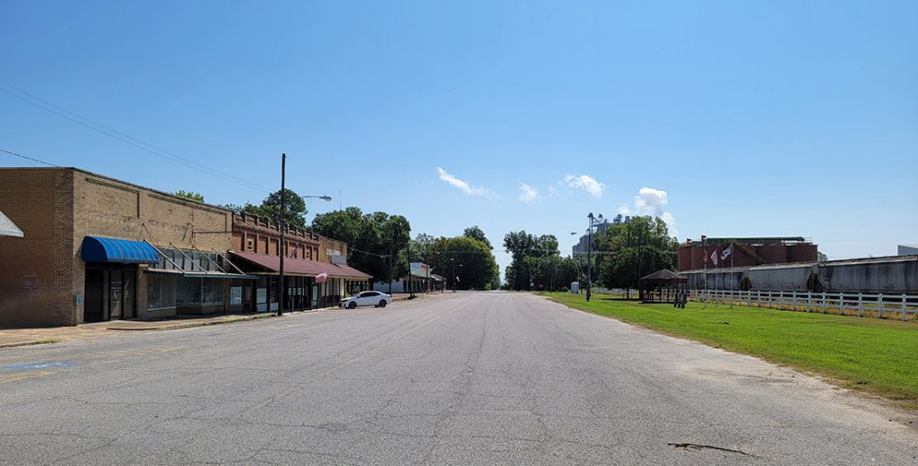 Newark Street Scene - Encyclopedia of Arkansas