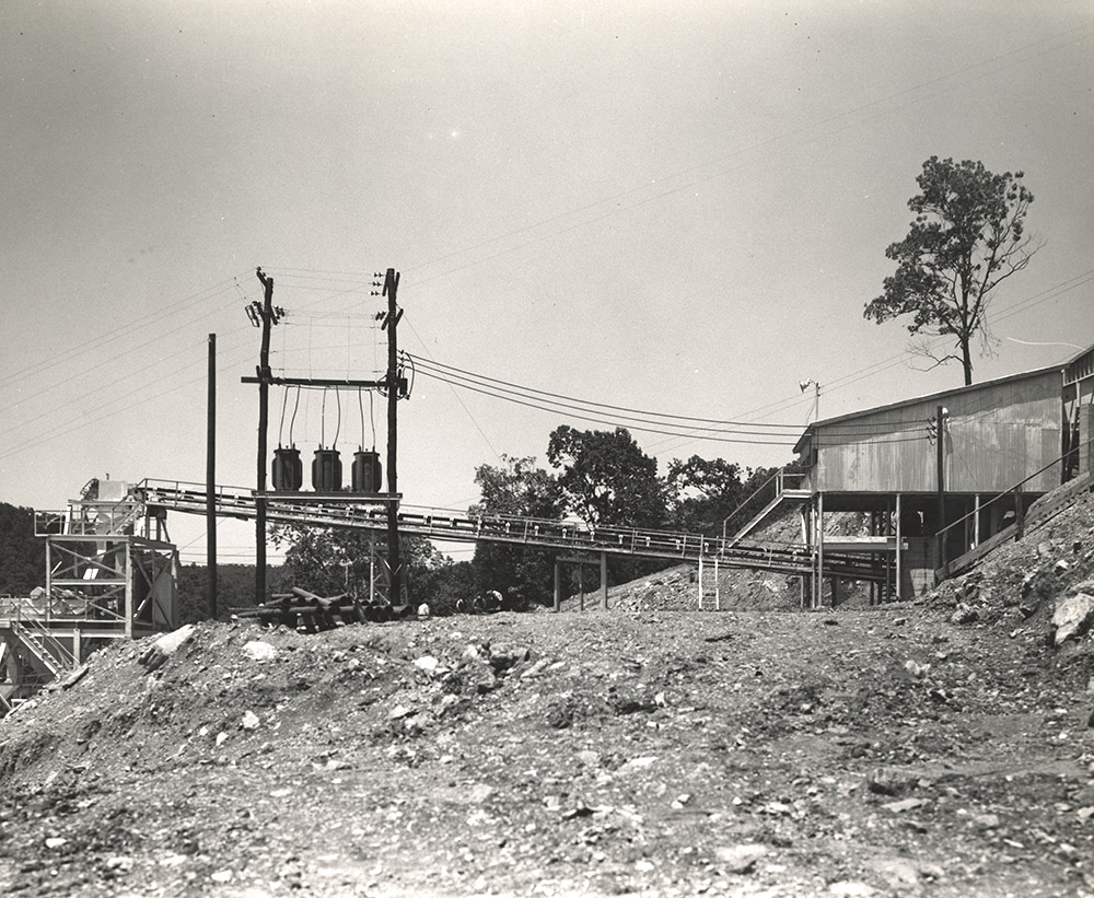 Love Hollow Quarry - Encyclopedia of Arkansas